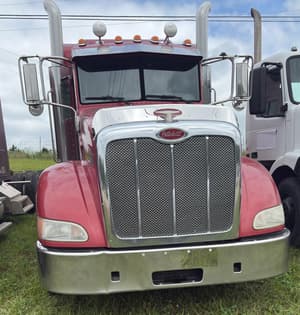SOLD - 2009 Peterbilt 386 Lot No. 6638718 Other Equipment with 806,620 ...