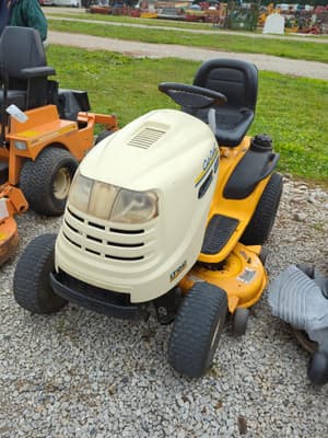 SOLD - L17-CUB CADET LT1042 Other Equipment with 231 Hrs | Tractor Zoom