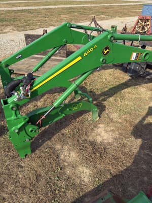 SOLD - John Deere 440R Lot No. 6116051 Other Equipment | Tractor Zoom