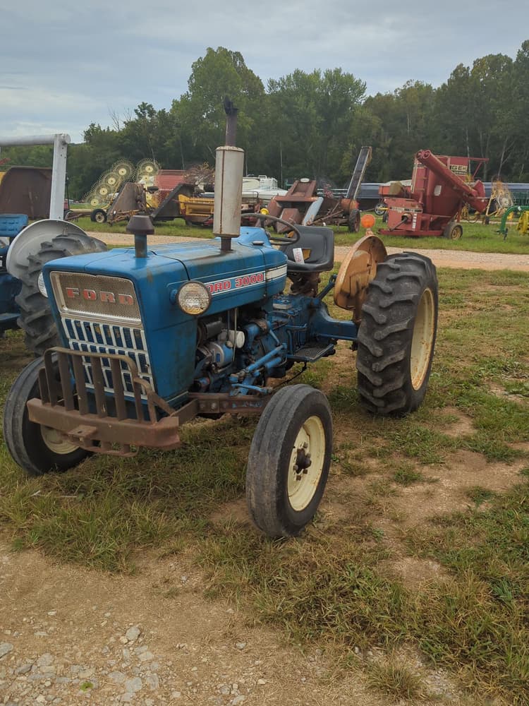 SOLD - Ford 3000 Tractors 40 to 99 HP | Tractor Zoom