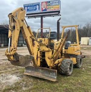 SOLD - Vermeer V450 Lot No. 6300105 Construction with 1,900 Hrs ...
