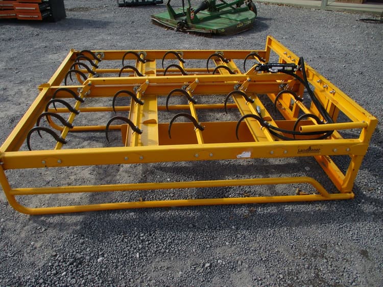 Land Honor 8-10 Hay and Forage Bale Accumulators/Movers for Sale ...