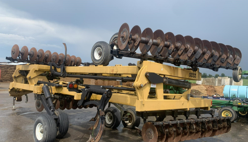 SOLD - Landoll 2320 Lot No. eaa02f4e-2490-11ed-8bec-0246304ce823 ...