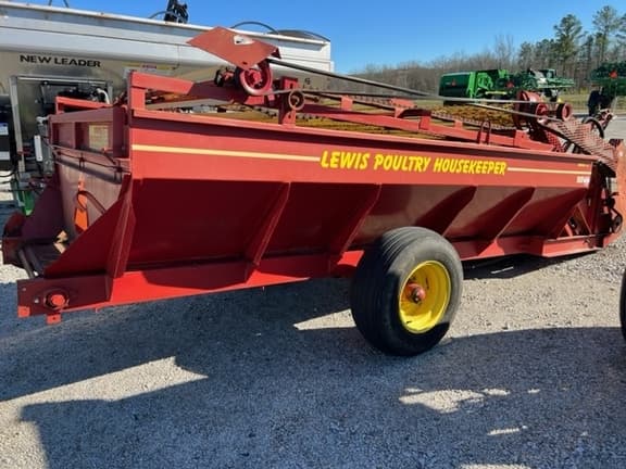 Lewis Brothers Poultry Housekeeper Manure Handling Poultry Litter ...