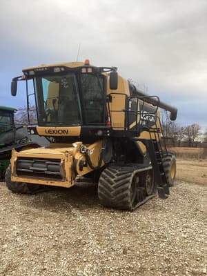 SOLD - CLAAS Lexion 595R Combines with 2,832 Hrs | Tractor Zoom