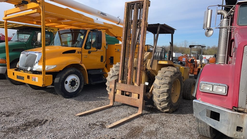 SOLD - LIFTMASTER 721-4-D Construction with --- Hrs | Tractor Zoom