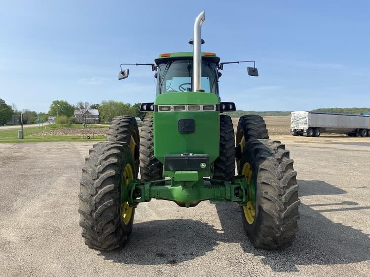 1990 John Deere 4755 Tractors 175 to 299 HP for Sale | Tractor Zoom