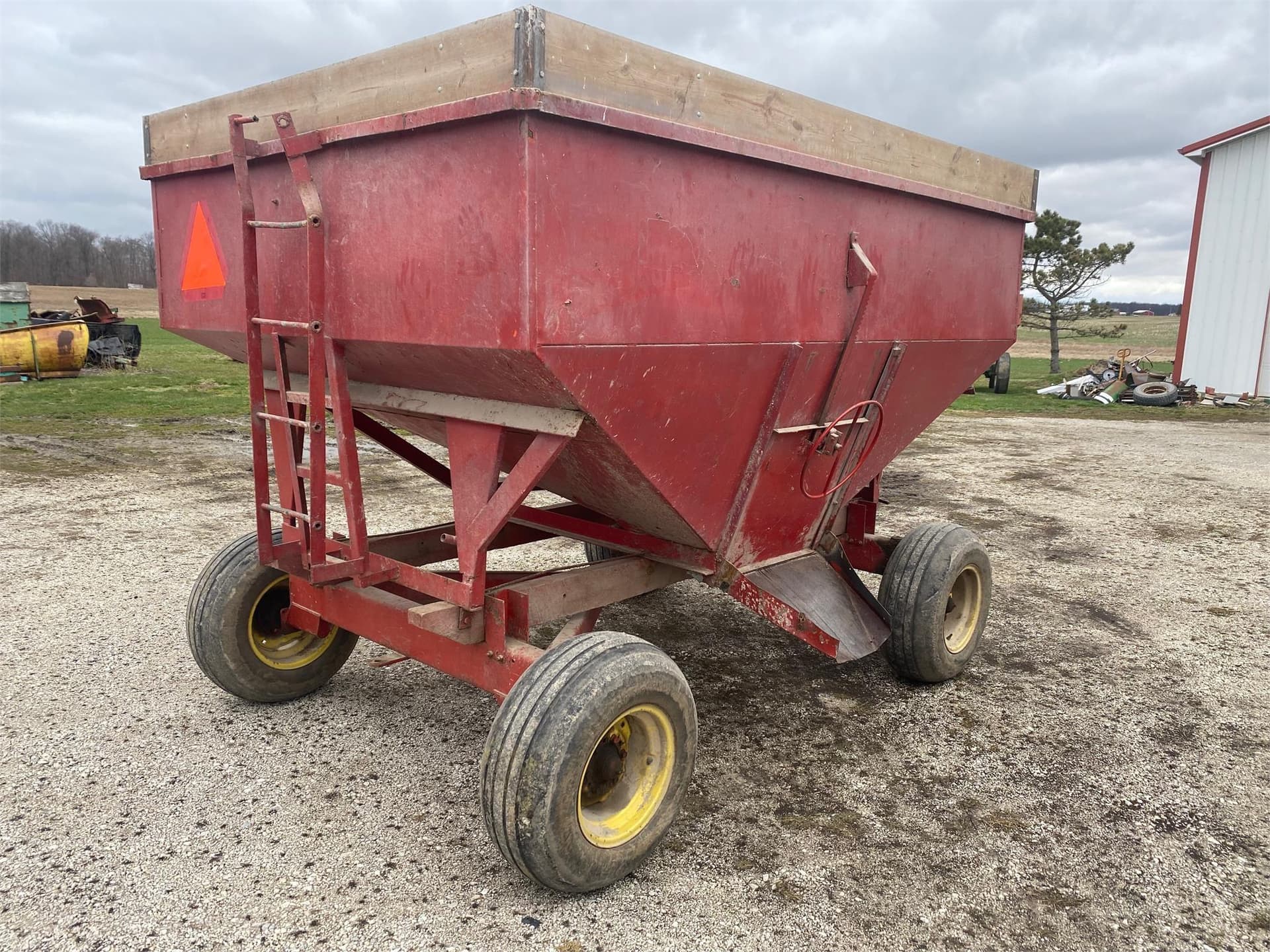 Gravity Wagons For Sale