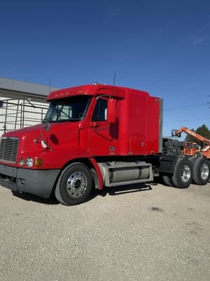 SOLD - 1999 Freightliner FLC112 Lot No. 231774099 Other Equipment with ...