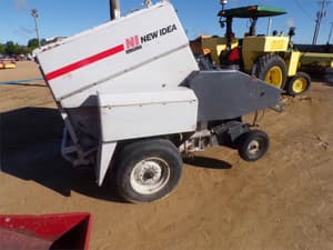 SOLD - New Idea 484 Lot No. 234687003 Hay and Forage with --- Bales ...