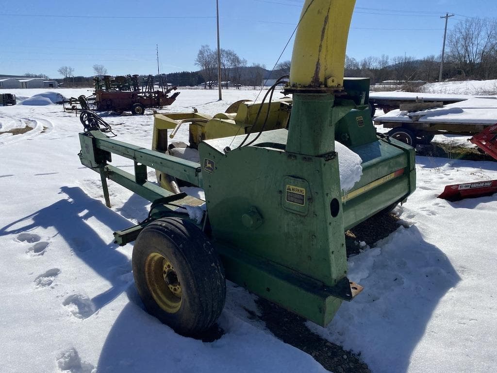 John Deere 3940 Harvesting Forage Harvesters - Pull Type for Sale ...