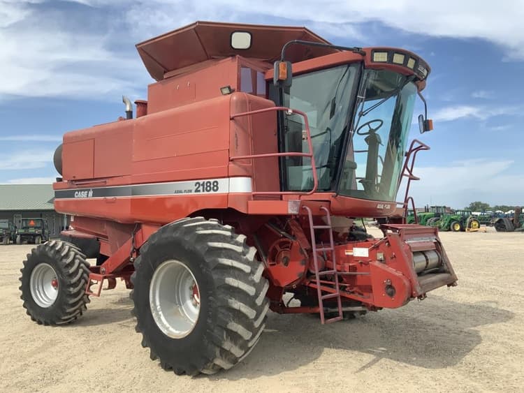 Case IH 2188 Combines Class 5 for Sale | Tractor Zoom
