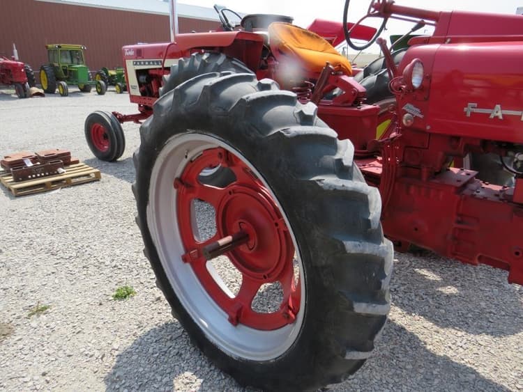 International Harvester 300 Tractors 40 to 99 HP for Sale | Tractor Zoom