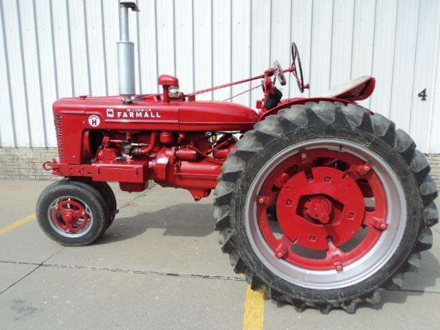 SOLD - 1954 Farmall Super H Tractors Less than 40 HP | Tractor Zoom