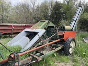 SOLD - Lot # 16 - NEW IDEA 327 Harvesting | Tractor Zoom