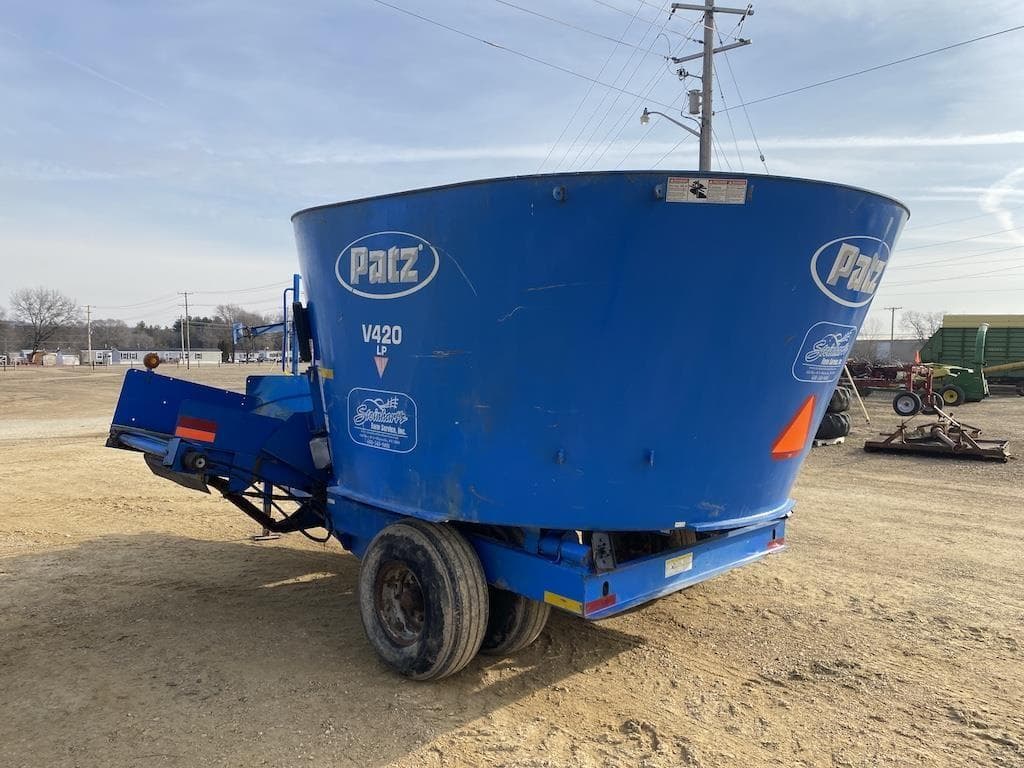 Patz V420 Hay and Forage Grinders/Mixers for Sale | Tractor Zoom