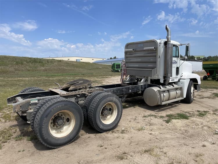 1997 Freightliner FLD120 Other Equipment Trucks for Sale | Tractor Zoom