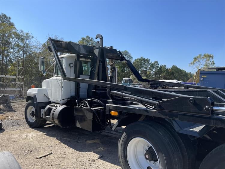 1998 Mack RD688S Other Equipment Trucks for Sale | Tractor Zoom