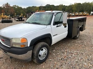 SOLD - 2001 GMC 3500 Lot No. 228075013 Other Equipment with 257,721 mi ...