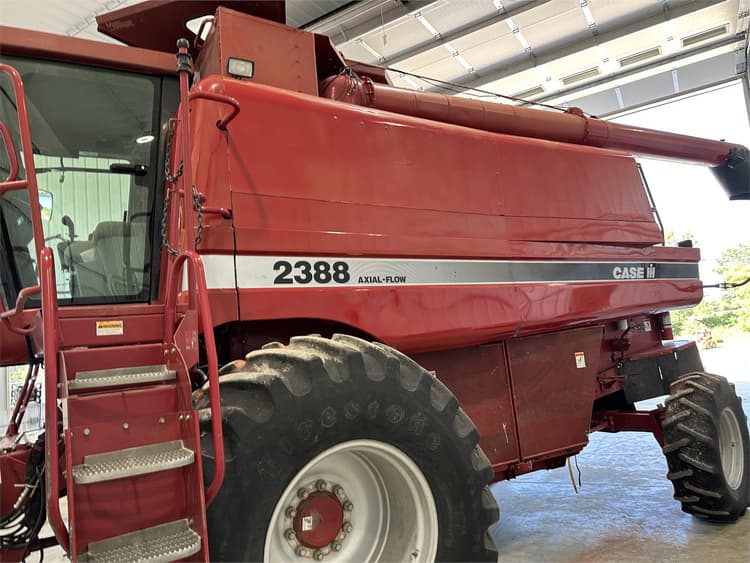 2002 Case IH 2388 Combines Class 6 for Sale | Tractor Zoom