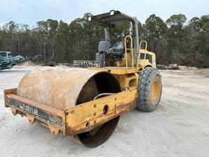 SOLD - 2002 Caterpillar CS-563D Lot No. 231236827 Construction with ...