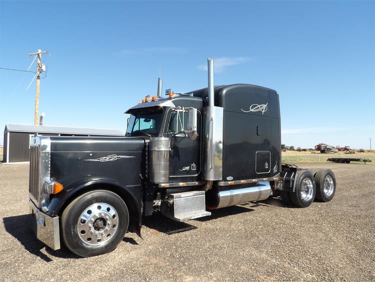 2004 Peterbilt 379EXHD Other Equipment Trucks for Sale | Tractor Zoom