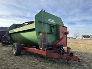 SOLD - 2008 Farm Aid 680 Lot No. 228955835 Hay and Forage | Tractor Zoom