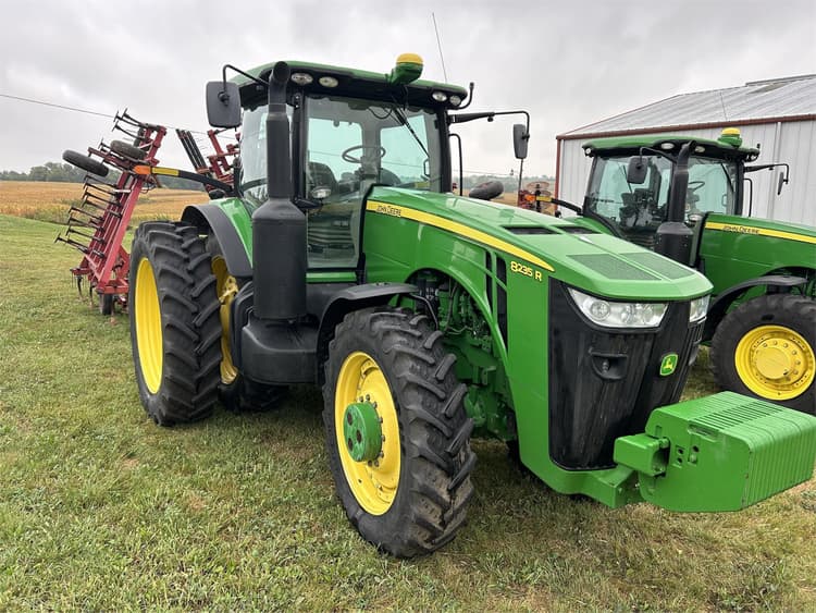 2012 John Deere 8235R Tractors 175 to 299 HP for Sale | Tractor Zoom