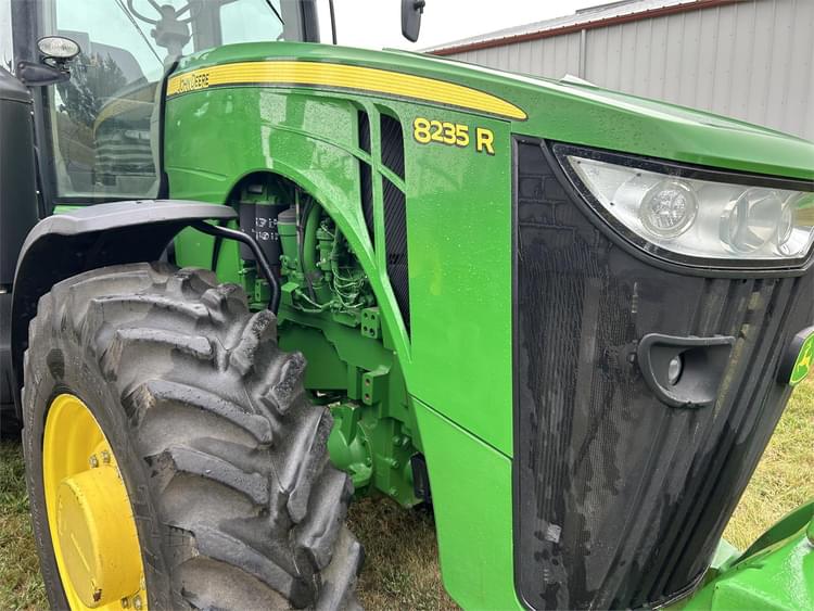 2013 John Deere 8235R Tractors 175 to 299 HP for Sale | Tractor Zoom