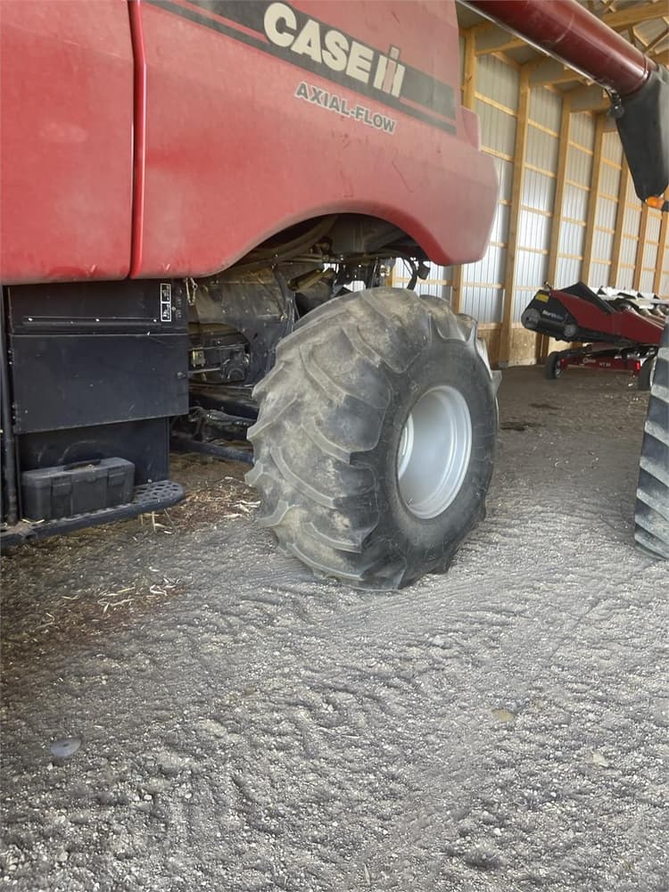 2014 Case IH 7230 Combines Class 7 for Sale | Tractor Zoom