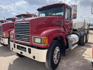 SOLD - Lot # 2026 - 2011 MACK PINNACLE CHU613 Other Equipment with ...