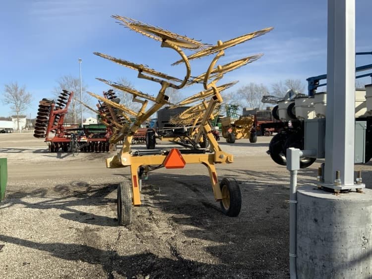 Vermeer VR1022 Hay and Forage Hay - Rakes/Tedders for Sale | Tractor Zoom