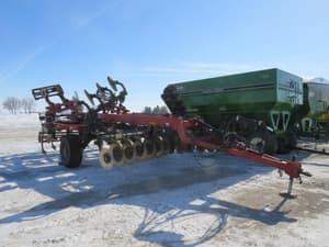 SOLD - Lot # 21 - CASE IH 870 Tillage with 9 Shanks | Tractor Zoom