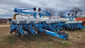 SOLD - Monosem NG Plus-4 Lot No. 229023353 Planting with 12 Rows ...