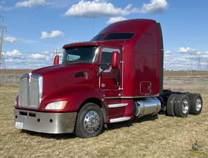 SOLD - Lot # 220A - 2015 KENWORTH T660 Other Equipment with 729,431 mi ...