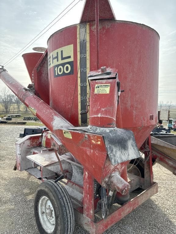 Gehl 100 Hay and Forage Grinders/Mixers for Sale | Tractor Zoom