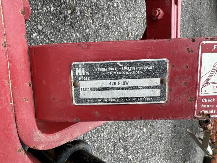 International Harvester 420 Tillage Plows for Sale | Tractor Zoom