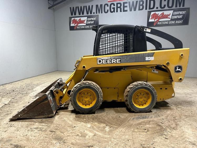 John Deere 325 Construction Skid Steers for Sale | Tractor Zoom