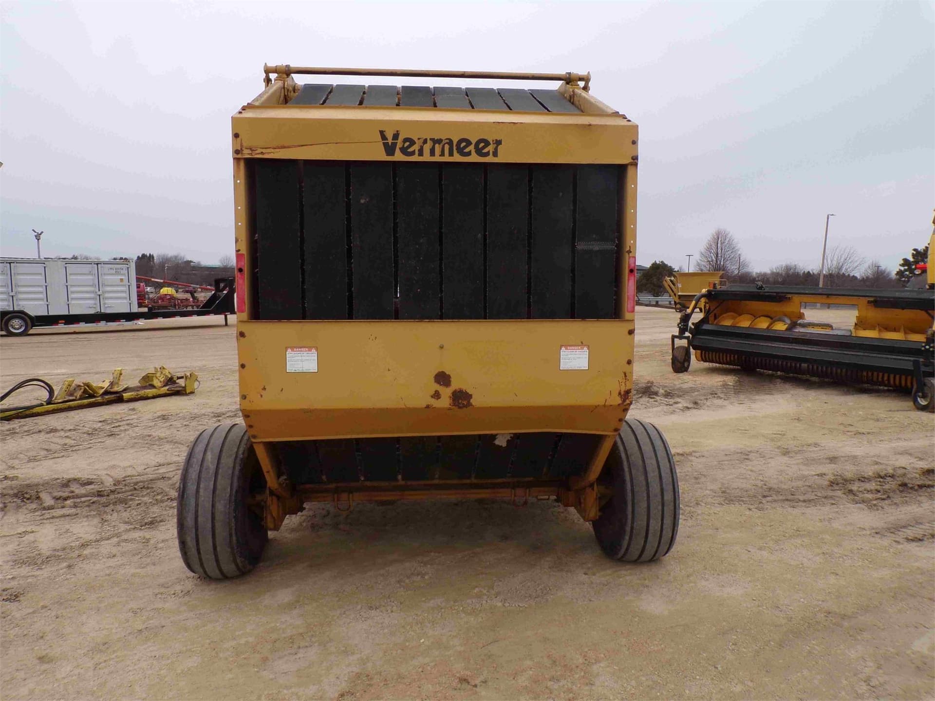 Vermeer 605J Hay and Forage Balers - Round for Sale | Tractor Zoom