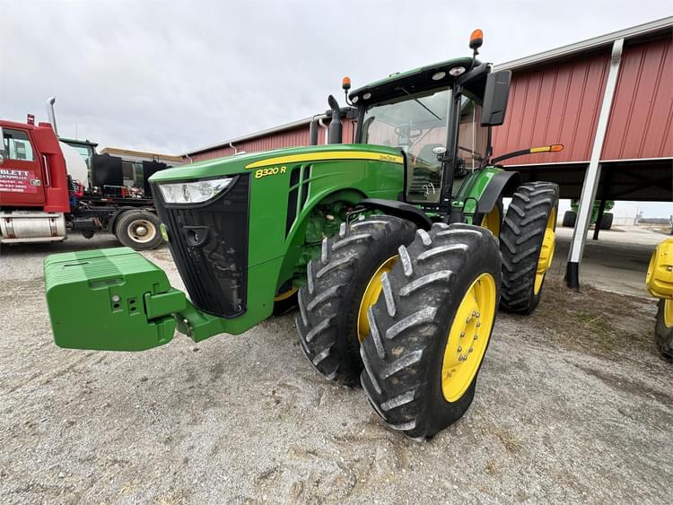 SOLD - John Deere 8320R Tractors 300 to 424 HP | Tractor Zoom