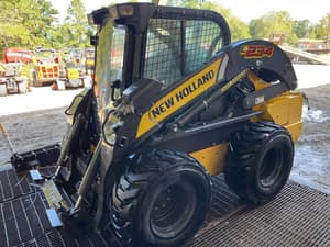 SOLD - 2017 New Holland L234 Lot No. 228420669 Construction with 340 ...