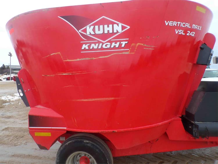 Kuhn Knight VSL242 Hay and Forage Grinders/Mixers for Sale | Tractor Zoom