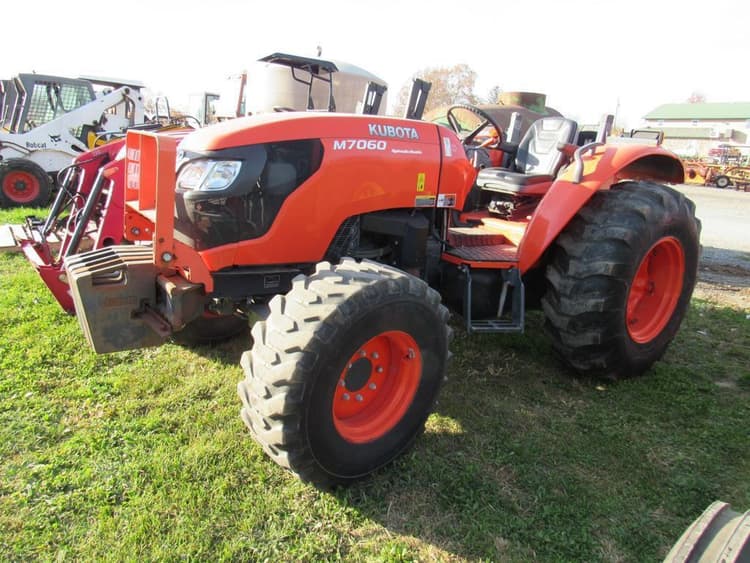 SOLD - Kubota M7060 Tractors 40 to 99 HP | Tractor Zoom