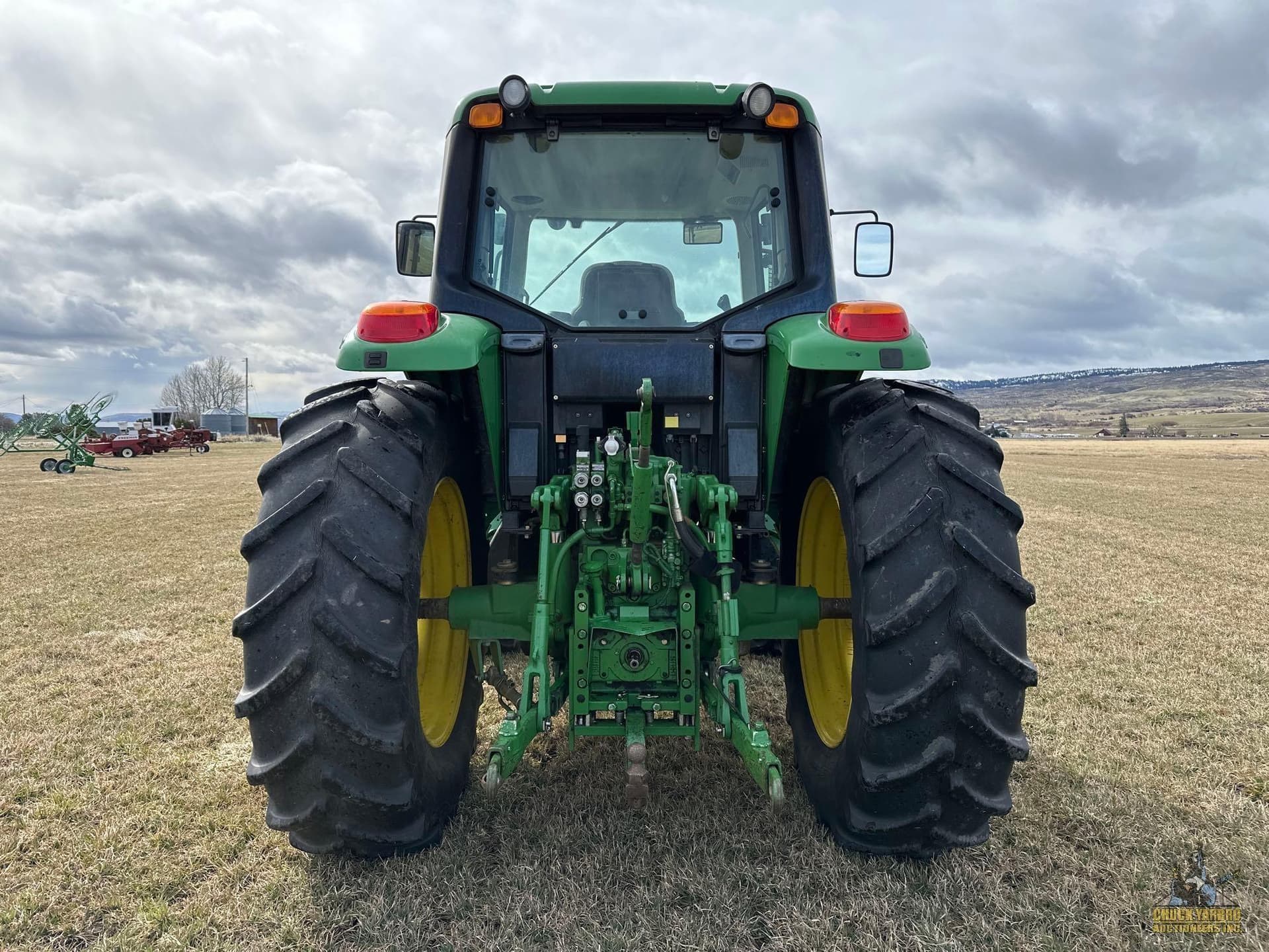 2012 John Deere 7230 Tractors 100 to 174 HP for Sale | Tractor Zoom