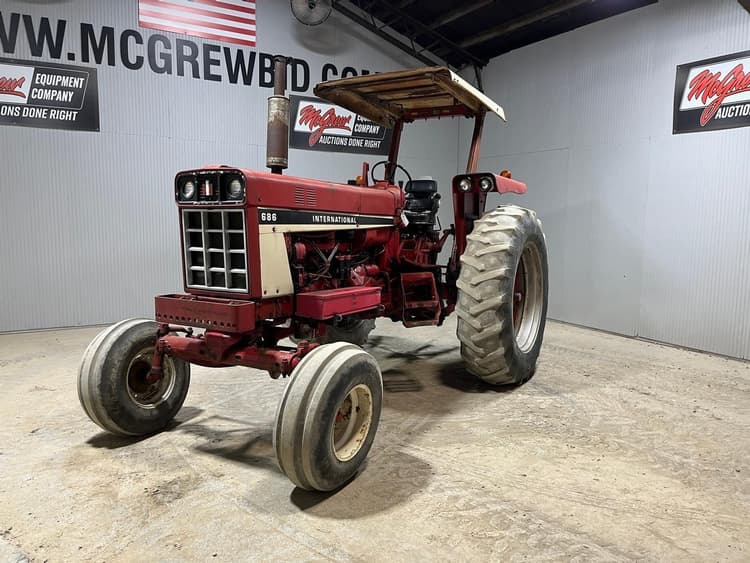 International Harvester 686 Tractors 40 to 99 HP for Sale | Tractor Zoom