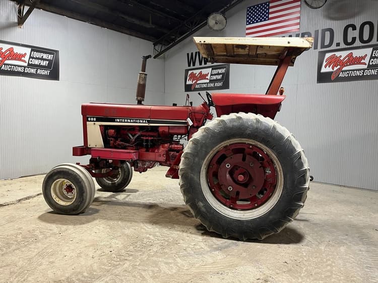 International Harvester 686 Tractors 40 to 99 HP for Sale | Tractor Zoom