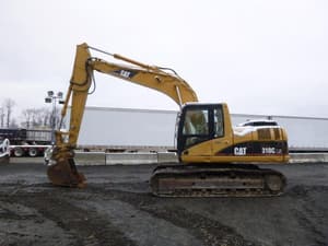 SOLD - 2005 Caterpillar 318C Lot No. 230285457 Construction with 8,238 ...