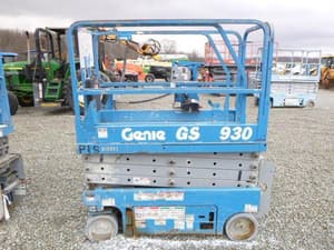 SOLD - Genie GS930 Lot No. 230285845 Construction with 563 Hrs ...