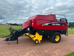 SOLD - 2003 New Holland BB940A Lot No. 5 Hay and Forage with 17,861 ...