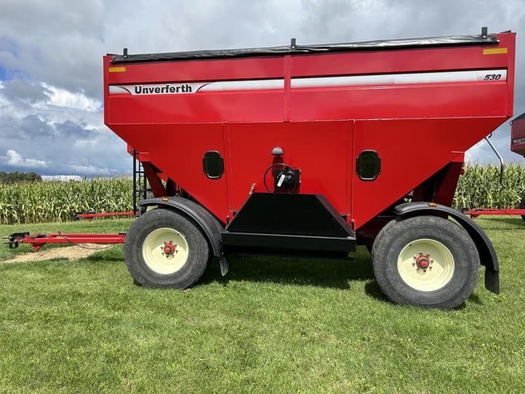 Unverferth 530 Harvesting Gravity Wagons for Sale | Tractor Zoom